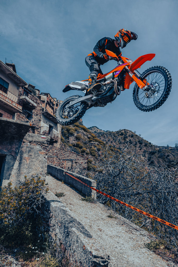 WP Xplor Pro 8946 Super TRAX shock absorber KTM EXC/EXC-F 2024 – WP ...